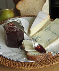 Mulled Port Wine Jelly (würziges Portweingelee) | USA kulinarisch